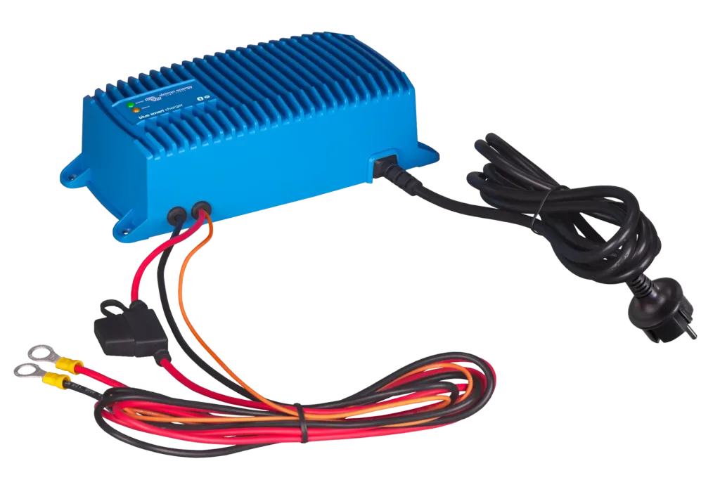 Blue Smart IP67 Charger 24/12 (1+Si) - Ecosolar